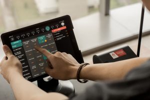 13 Ways an iPad POS Can Increase Your Restaurant's Productivity - Slurp ...